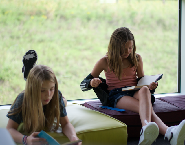 PHOTOS: Forest Edge students return for first day of school | SCHOOLS ...