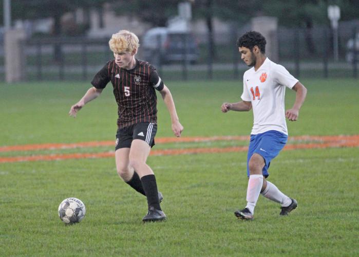 Boys soccer: Oregon’s brotherhood has Panthers unbeaten heading into ...