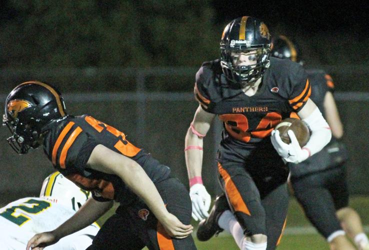 Football: Beaver Dam denies Oregon’s postseason-clinching win | Sports ...