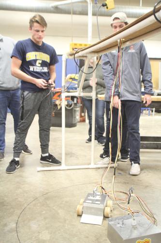 Robot battles just part of learning in OHS class | Education ...