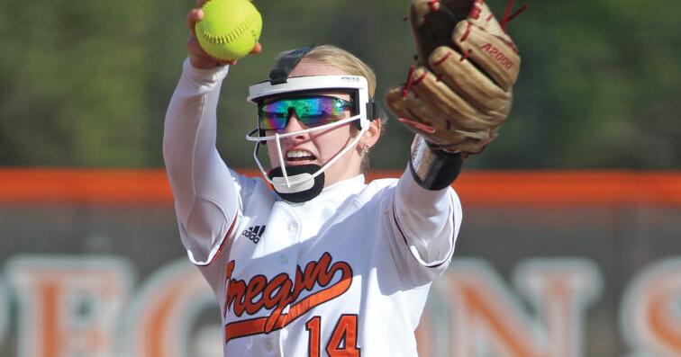 Softball: Carly Zych stars in Oregon's win over Waunakee | Sports ...