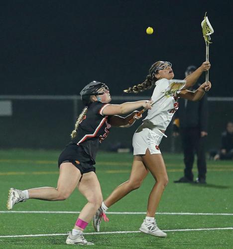 Sera Lisowski nets game winner to lift Oregon | Sports | oregonobserver.com