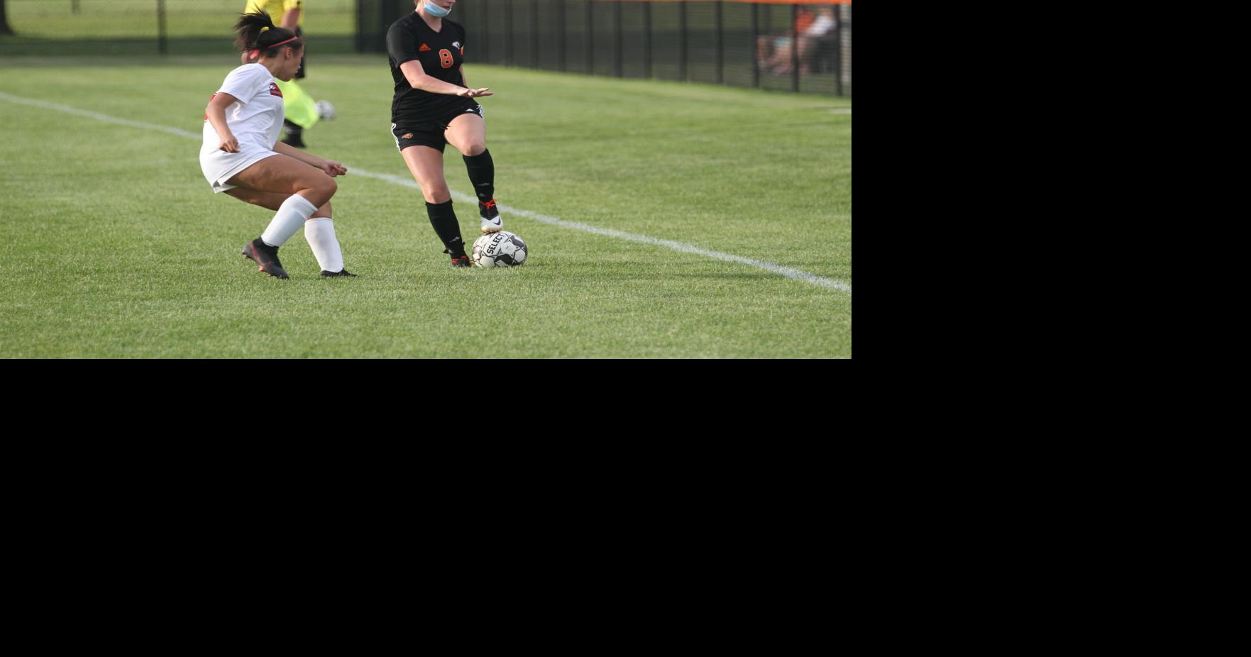 Girls soccer: Panthers claim conference crown with win over Red Hawks ...