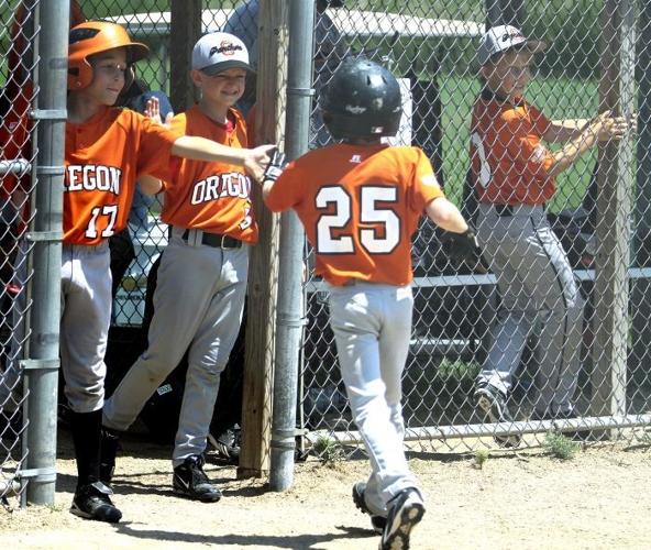 Rounding the base paths | Sports | oregonobserver.com