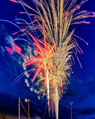 Fireworks show a smash hit on second try | Community | oregonobserver.com