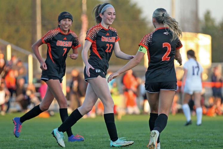Photos: Oregon vs. Oconomowoc | | oregonobserver.com