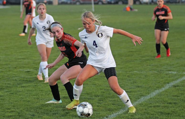 Photos: Oregon vs. Oconomowoc | | oregonobserver.com