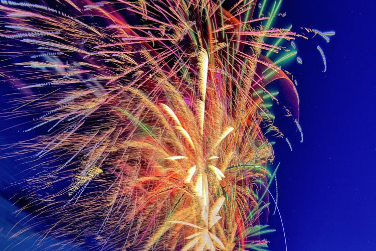 Fireworks show a smash hit on second try | Community | oregonobserver.com