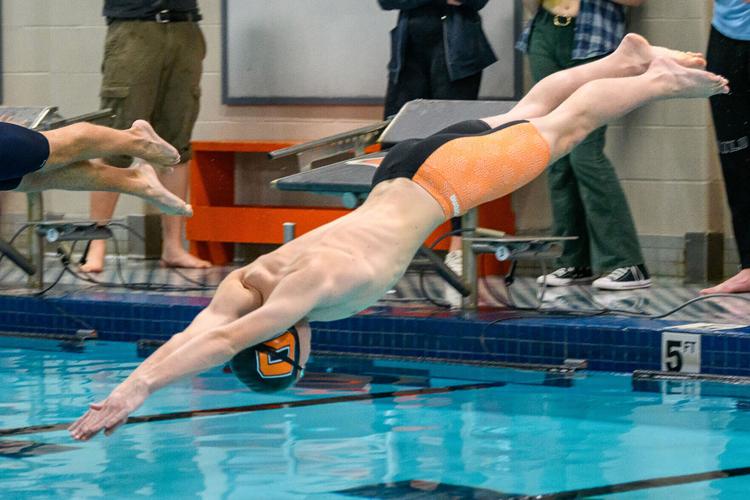 Boys swimming: Five state qualifiers look to lead Oregon to title ...