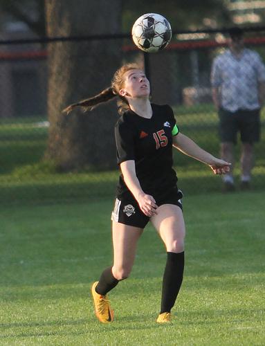 Lily Frank | Sports | oregonobserver.com