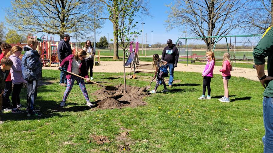 Brooklyn celebrates Arbor Day | Community | oregonobserver.com