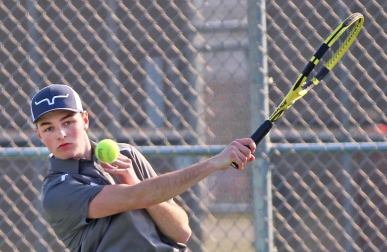 Boys tennis: Oregon opens up season with sweep against rival Stoughton ...
