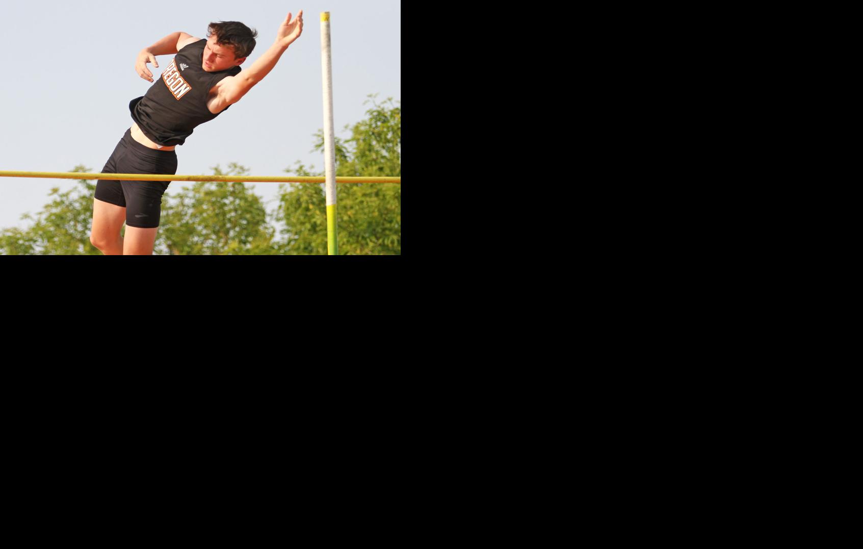 Boys track and field: Jacob Yoerger leads Oregon at regional with title ...