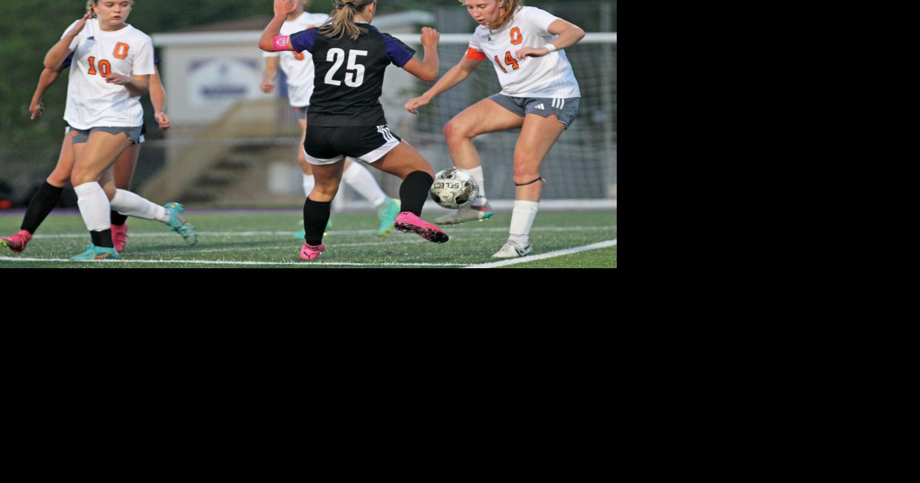 Girls soccer: Oregon draws with Waunakee to keep conference title ...