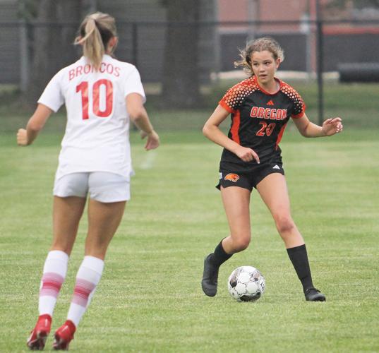 Girls soccer: Oregon tops Union Grove to advance to eighth straight ...