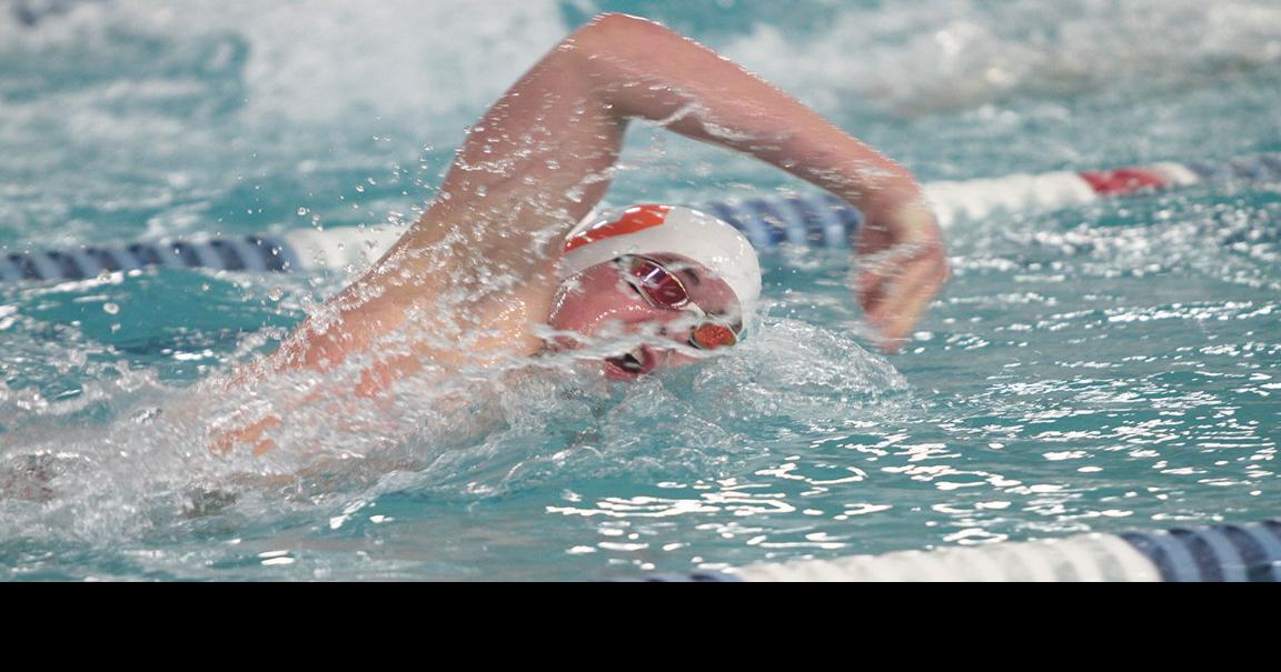 Boys swimming: Larsen earns Oregon’s lone medal at conference meet ...