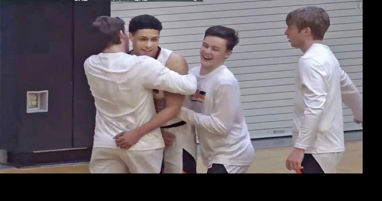 WATCH: Evan Miles hits wild half-court heave at buzzer to help Oregon ...