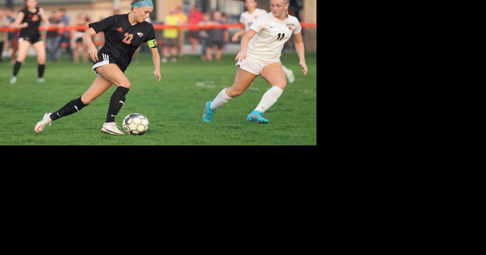 Girls soccer: Oregon’s Elise Boyd verbally commits to Division 1 ...