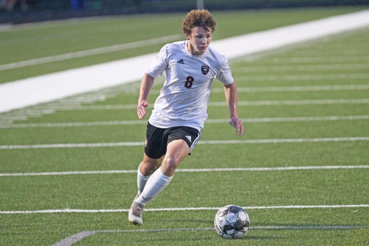 Boys soccer: How a 40-yard free kick lifted No. 4 Oregon over No. 7 ...