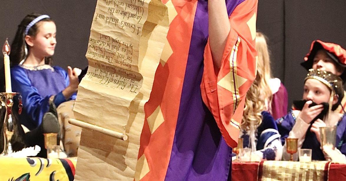 Hundreds attend Madrigal Dinner at Oregon Middle School | Community ...