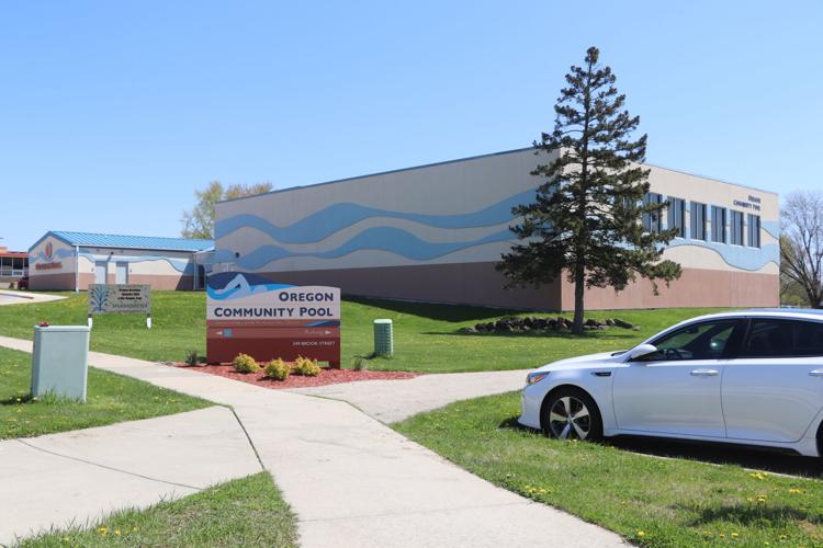 Oregon Community Pool celebrates 30 years of making waves | Community ...