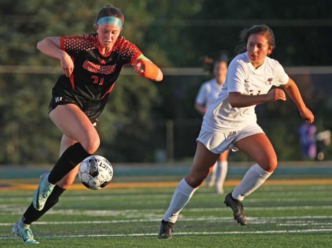 Girls soccer: How Reese Richardson sparked Oregon to a ninth straight ...