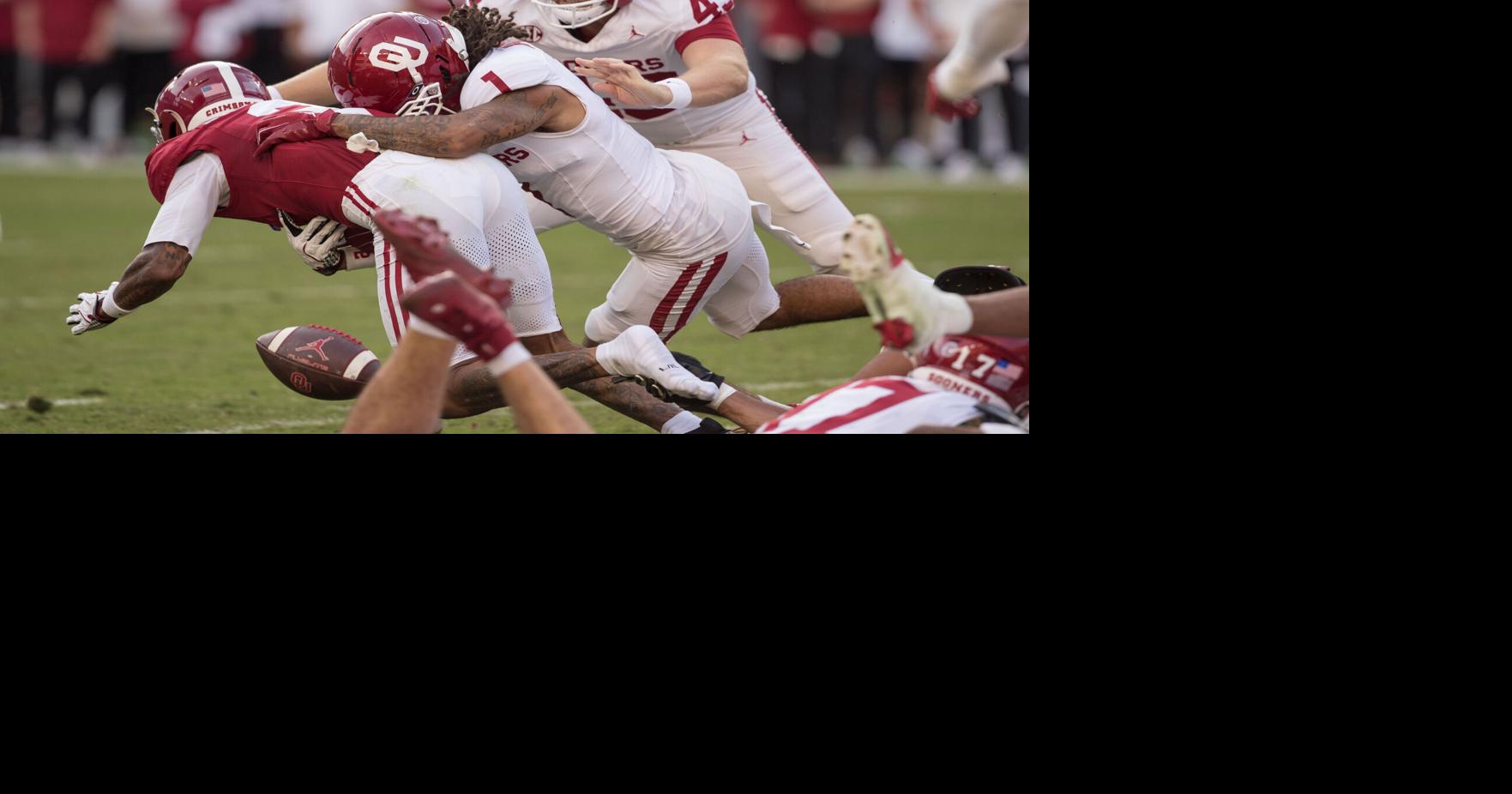 OU football DBs strengthen during fight for playoffs | Sports | oudaily.com