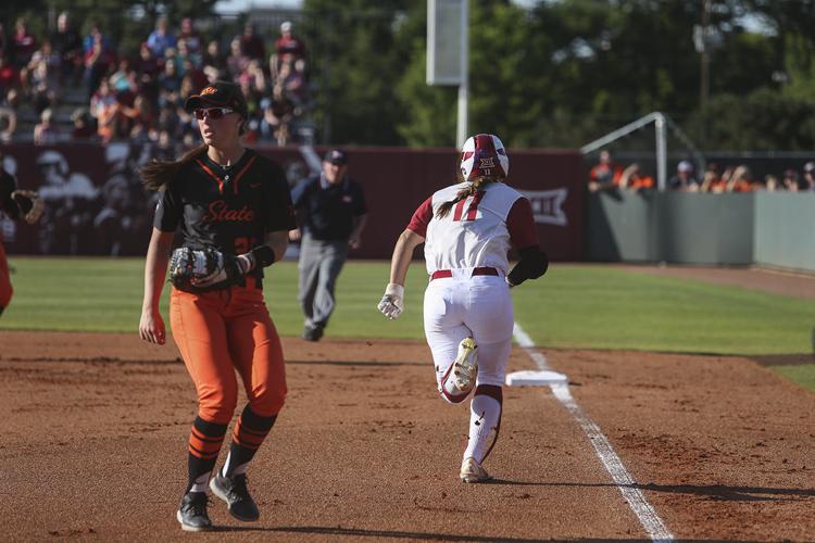 Oklahoma softball: Sooners defeat the Cowgirls 6-2 | Gallery | oudaily.com