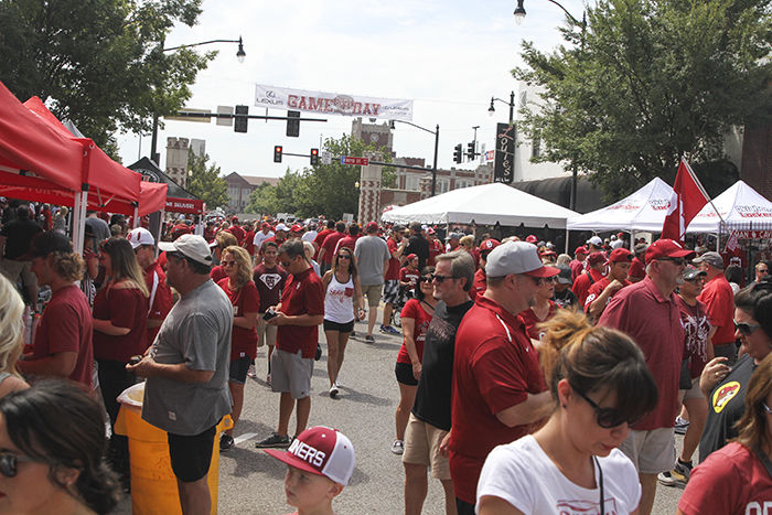 Oklahoma football: Sooner fans tailgate before the game against UTEP ...