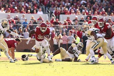 Oklahoma football: Samaje Perine rushes for over 100 yards, moves up in ...