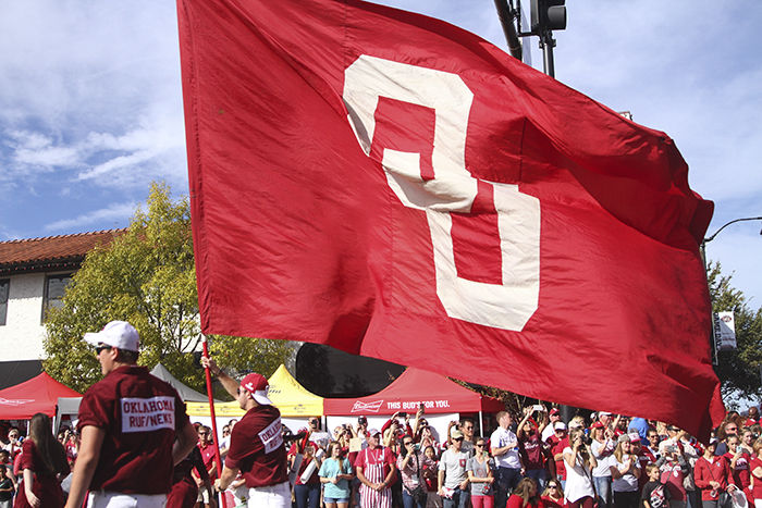 Homecoming Parade | A And E | oudaily.com