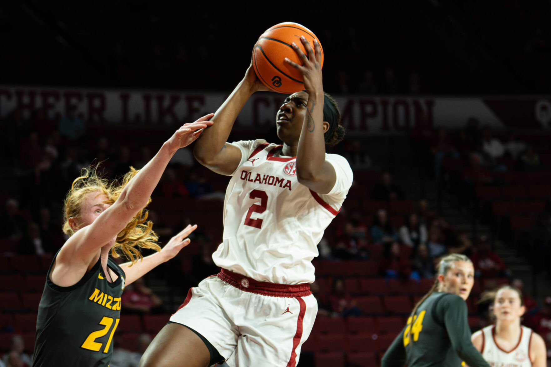 PHOTOS: Oklahoma Sooners-Missouri Tigers women's basketball gallery | Multimedia | oudaily.com