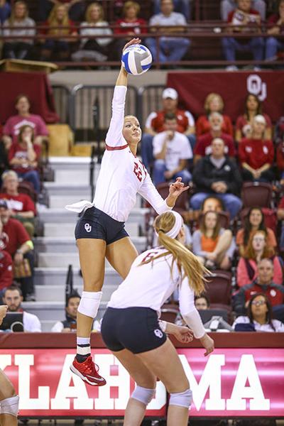 Oklahoma basketball: Madison Ward sings national anthem at Final Four ...