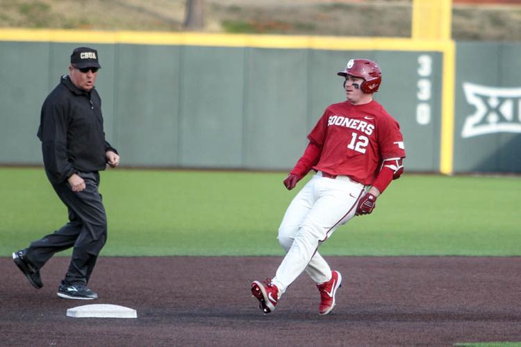 OU baseball: Sooners play Dallas Baptist (photos) | Gallery | oudaily.com