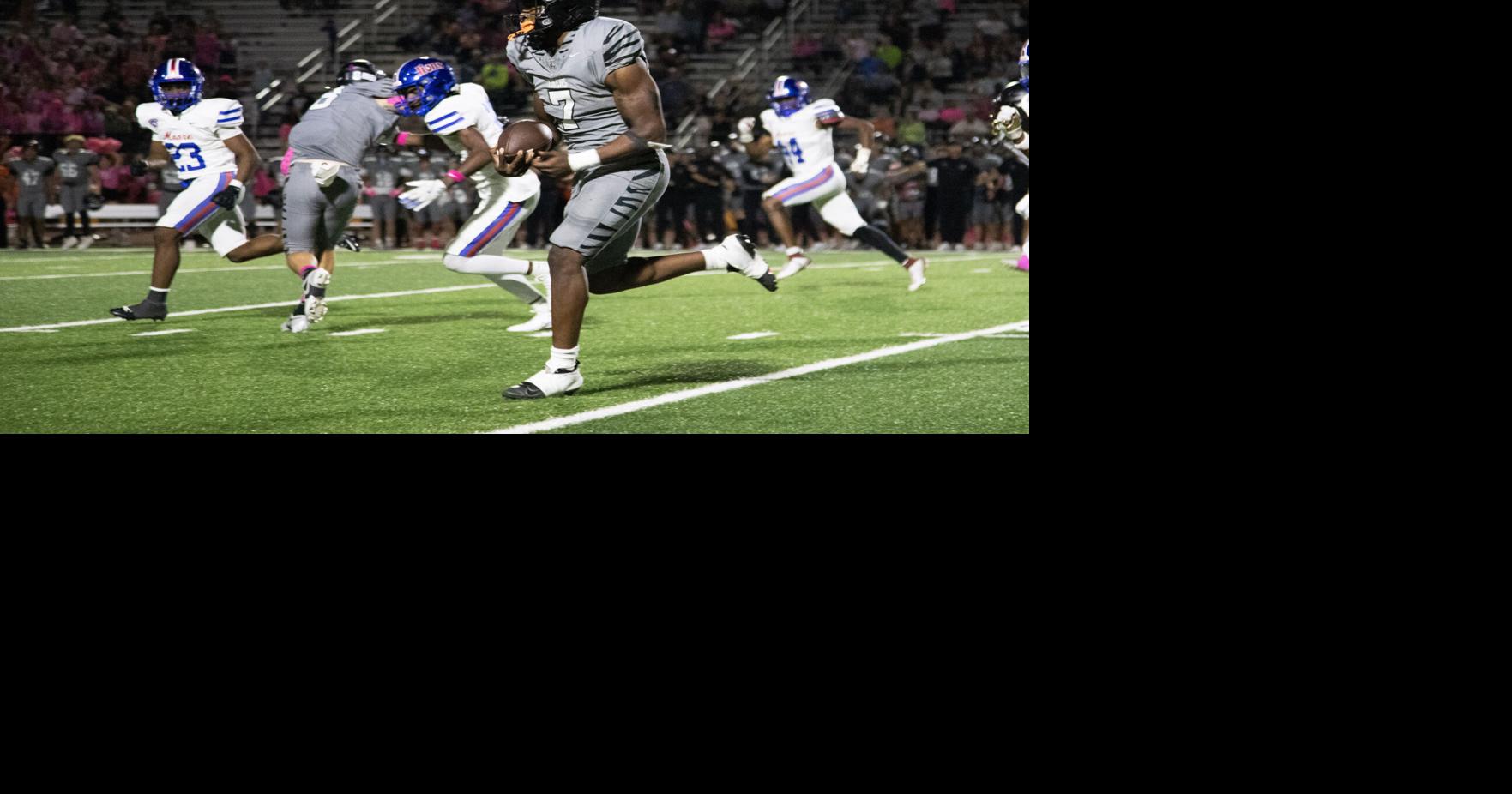 Photos: Norman High-Moore football game | Multimedia | oudaily.com