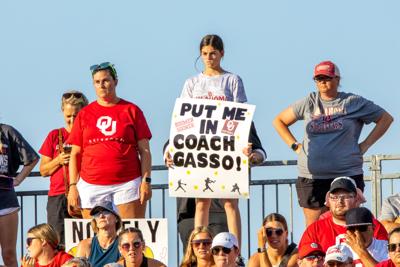 WCWS fans express excitement about sport's future | Sports | oudaily.com