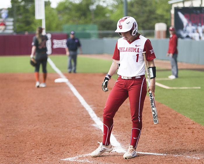 Red River Rivalry: Sooner Softball Takes on UT | Gallery | oudaily.com