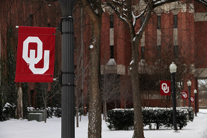 OU sees first snow of 2017 | Gallery | oudaily.com