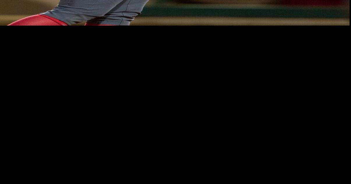 OU softball's Kelly Maxwell earns Big 12 Pitcher of the Week honors ...