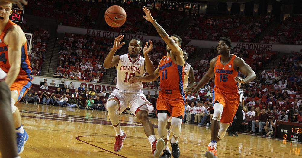 Oklahoma men's basketball: Uncreative, ineffective offense plummets Sooners in 84-52 loss to ...