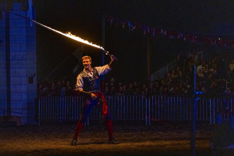 Jack the Whipper performs viral comedy-whip act in Bricktown | Culture ...