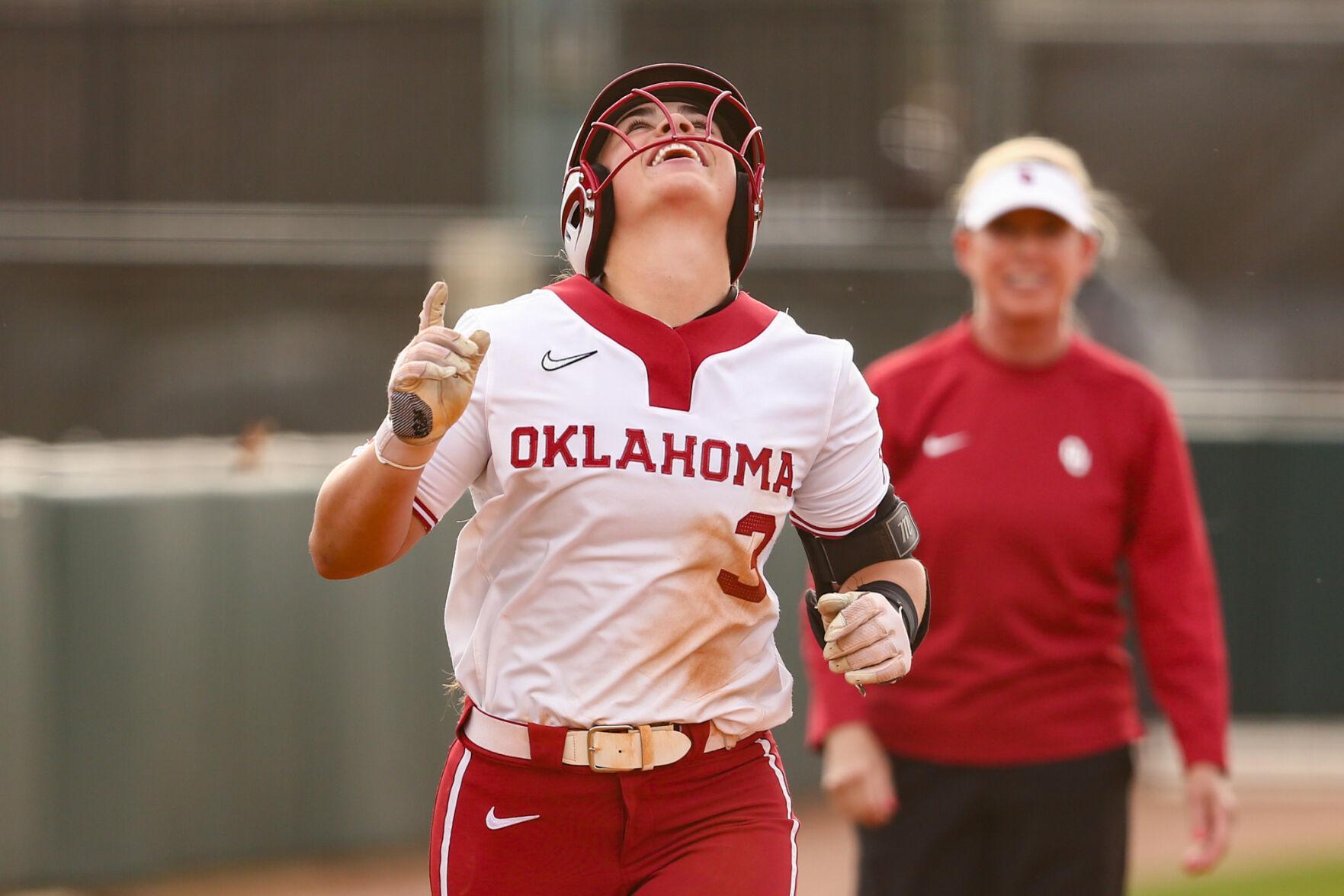 OU softball: Grace Lyons roars with 3 home runs, Sooners do damage in 6 ...