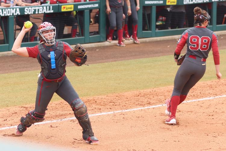 OU softball's Kinzie Hansen helping team flip switch | Sports | oudaily.com