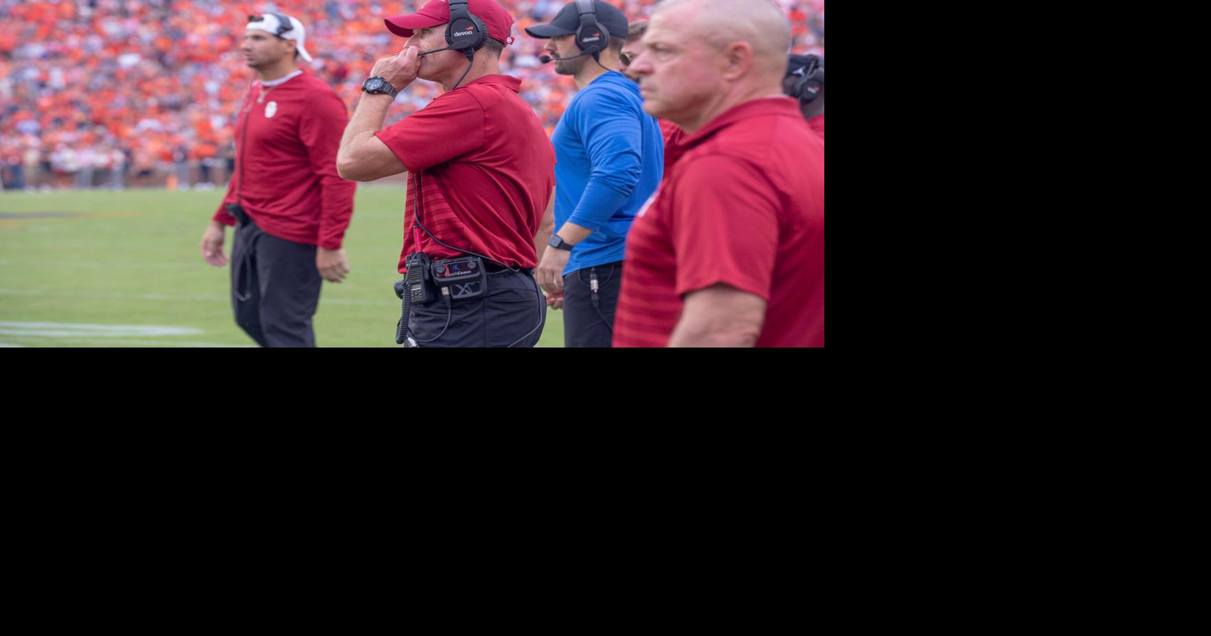 J.J. Hester developing connection with Michael Hawkins Jr. | Sports ...