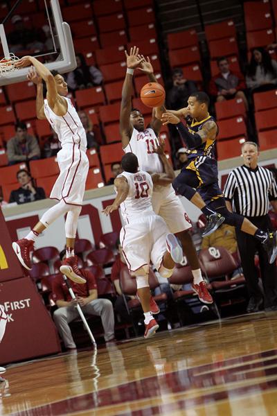 Oklahoma men's basketball: Live blog for Oklahoma's game against Oral ...