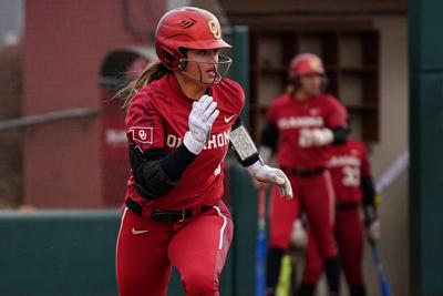 OU softball: Sooners readjusting after Hawaii trip, working on defense ...