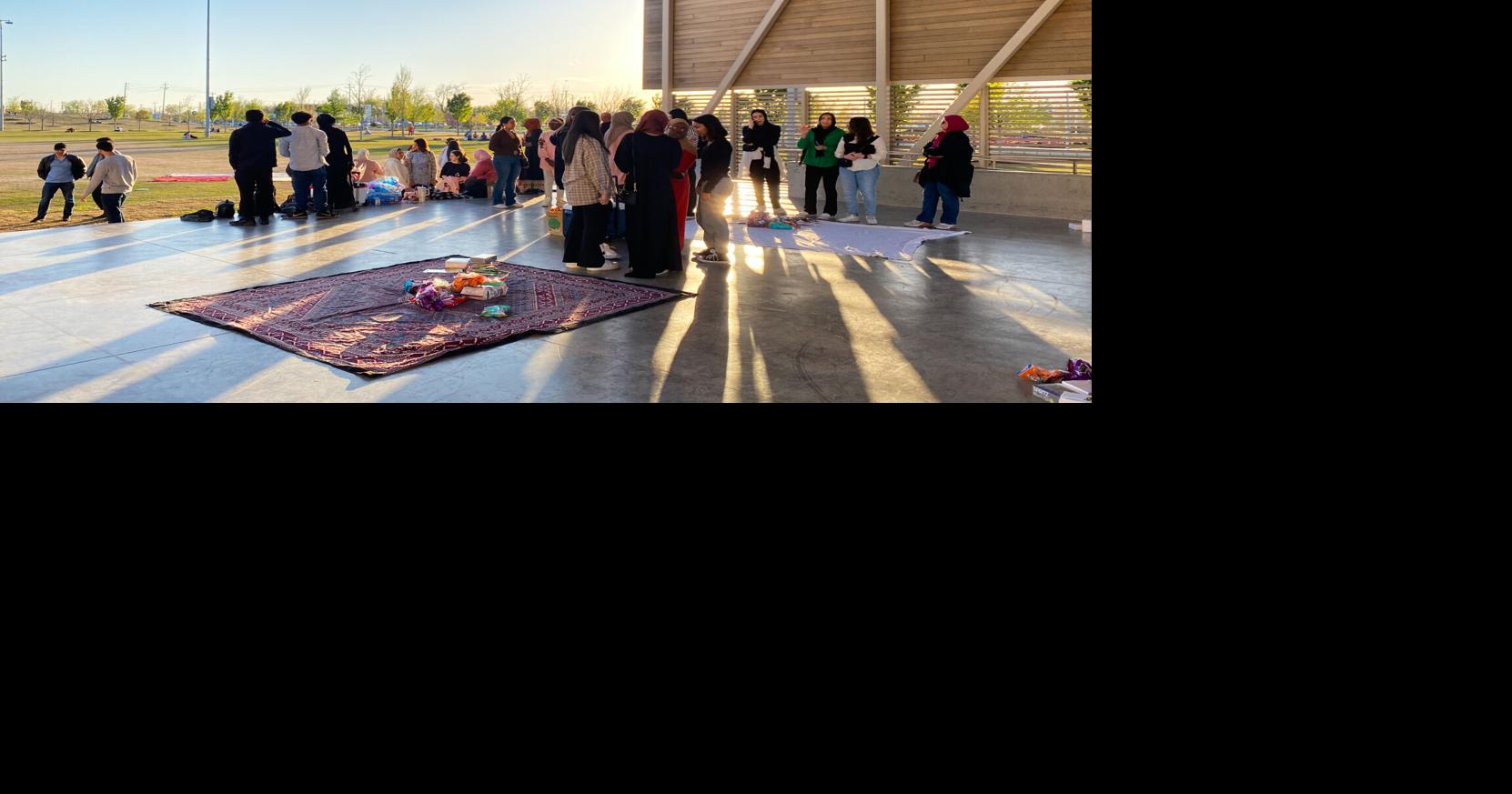 Combatting loneliness, Muslim students at OU celebrate Ramadan together ...