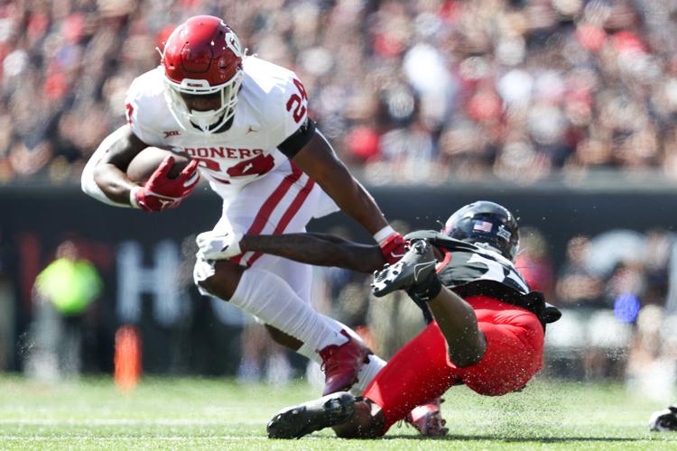 OU leans on secondary, 2 interceptions in 20-6 win | Sports | oudaily.com