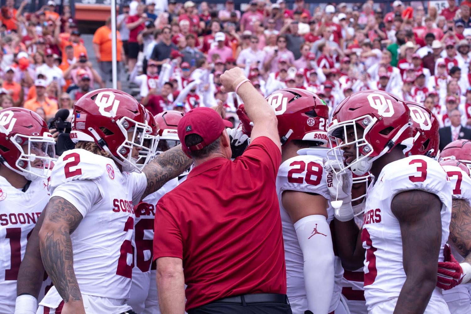 OU football wins at Auburn in 4th quarter comeback | Sports | oudaily.com