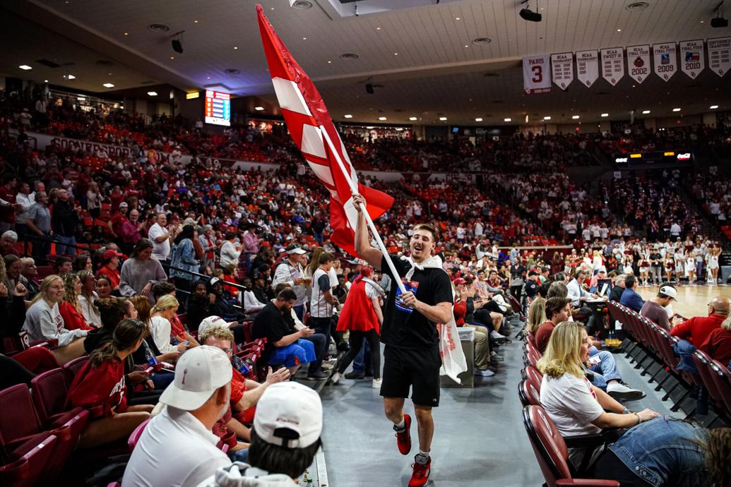 OU football: How Sooners' Danny Stutsman aims to balance intense play ...